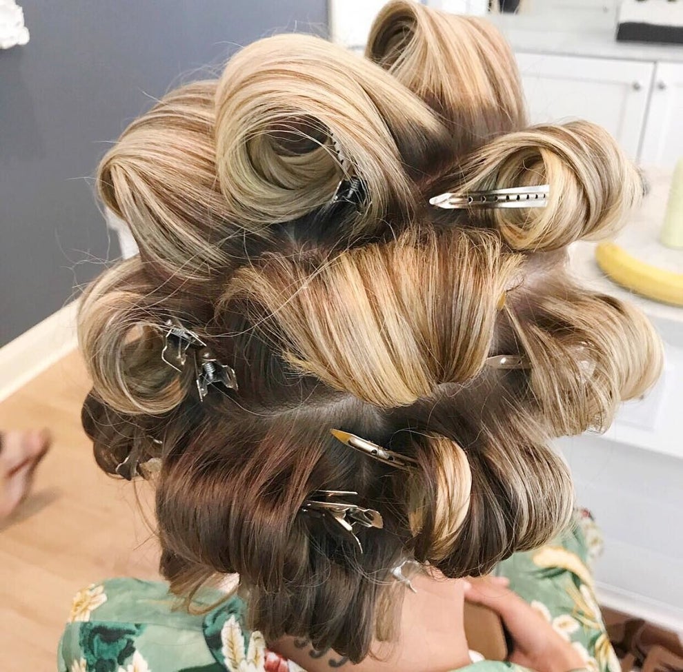 20 Easy AF Ways To Make It Look Like You Got Your Hair Done