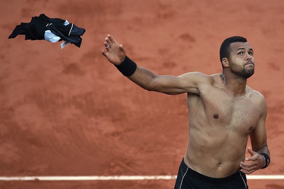 Literally Just 29 Pictures Of Tennis Players Taking Off Their Shirts