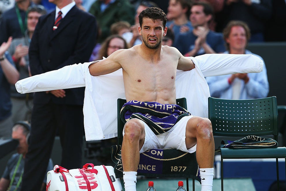 Literally Just 29 Pictures Of Tennis Players Taking Off Their Shirts