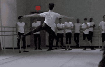 “Center Stage” Is A Perfect Movie, But Its Ending Is Completely Bonkers