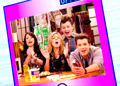 These 2 "iCarly" Cast Members Are Married Now And They're Cute AF