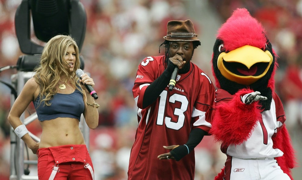 Remember When Fergie Used Her Pelvis To Say Hello In The Early '00s?