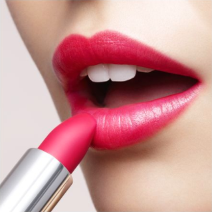 17 Incredibly Good Lipsticks Recommended By Lipstick Lovers