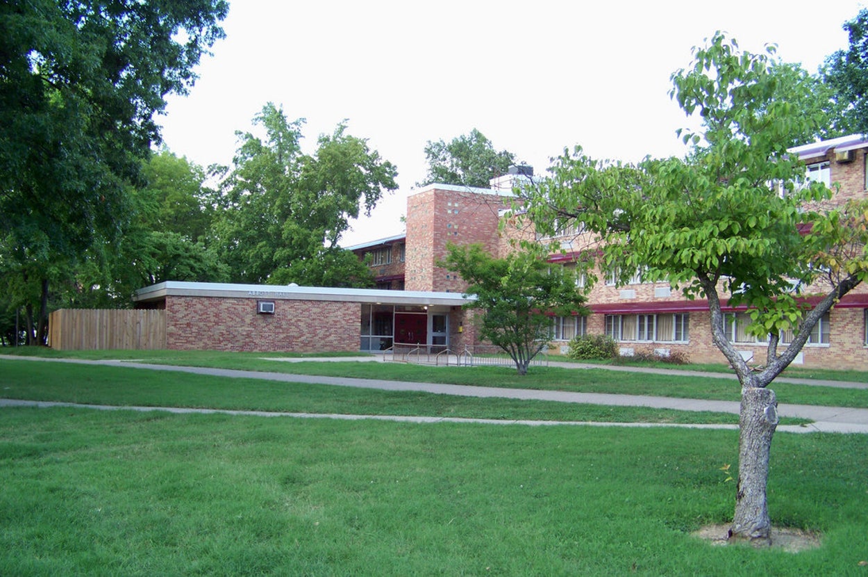 Someone May Be Pooping In The Washing Machines At This College Dorm