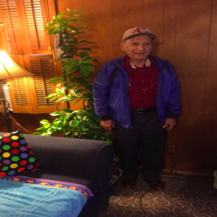 This Grandpa Asked For A Photo With The Orange Tree He Grew And ...