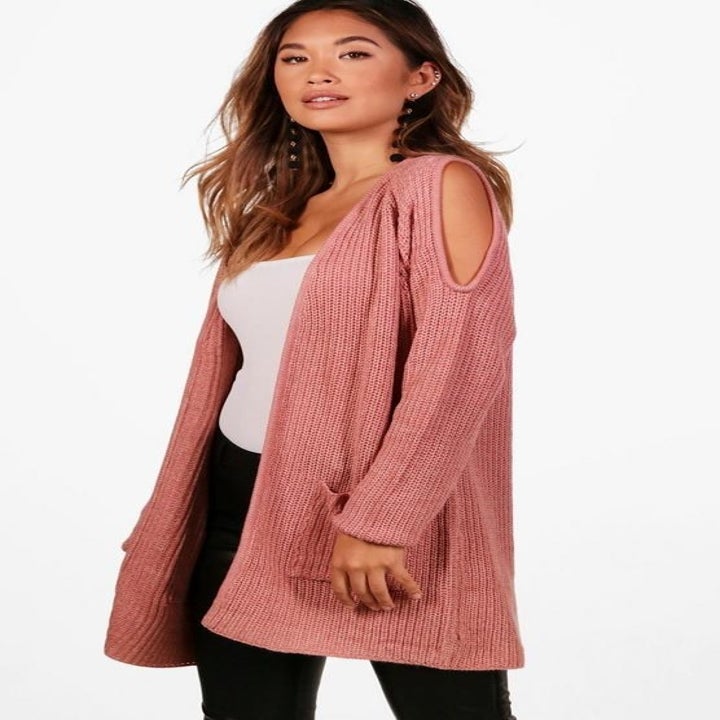 29 Ridiculously Cozy Oversized Cardigans To Wear All Autumn