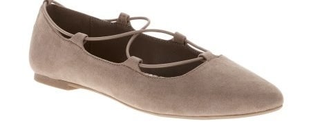 35 Stunning Pairs Of Flats You'll Want To Live In This Fall