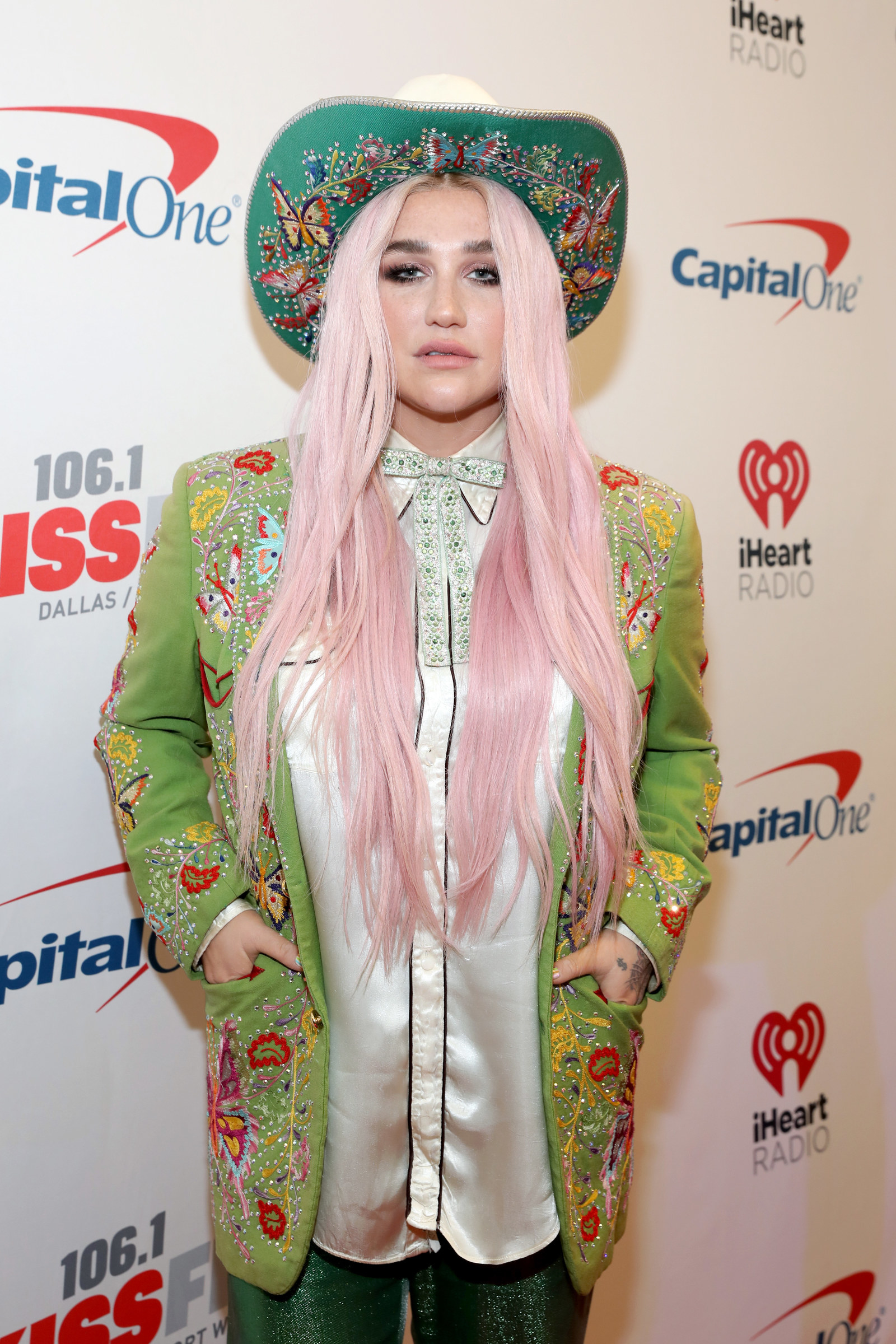 19 Shocking Pictures Of Pop Stars When Their Debut Album Came Out Vs. 2017