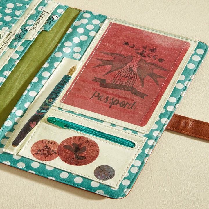 30 Travel-Inspiring Gifts For Anyone With Wanderlust