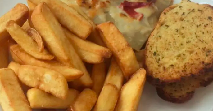22 British Meals That Prove The Best Food Is Beige