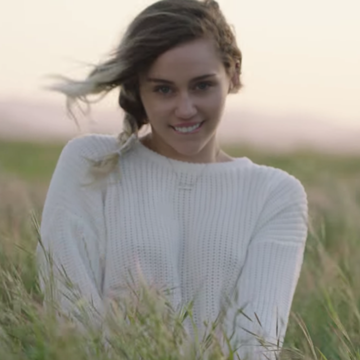 17 Stunning Pictures Of Pop Stars In Their First Music Video Vs. Their ...