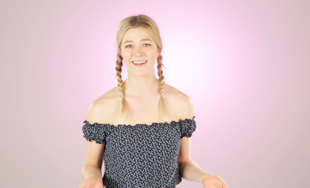 We Got An Instagram Fitness Model To Teach Us How To Pose