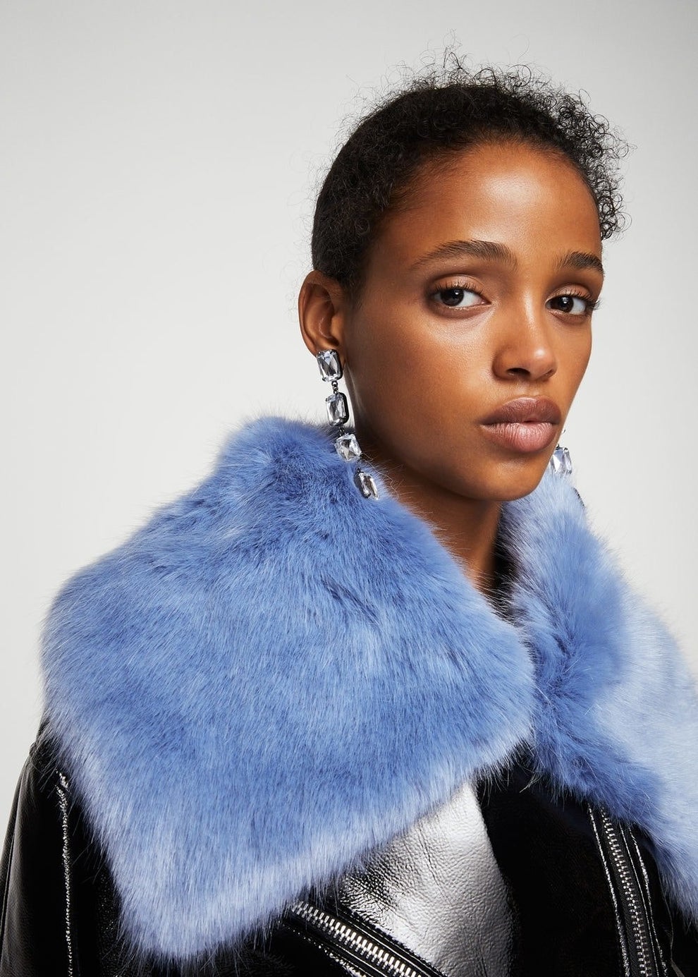 27 Awesomely Unusual Accessories To Add To Any Outfit