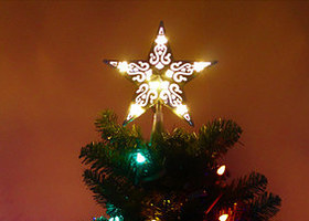 Let's Fight About These 13 Controversial Christmas Questions