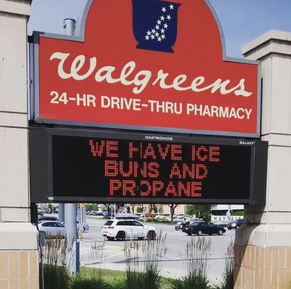 18 Photos That Prove Commas Matter, A Lot
