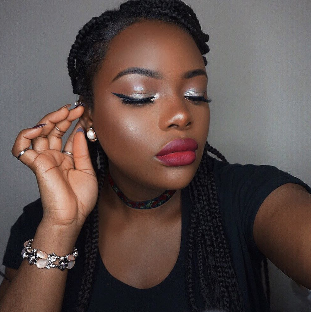 17 Stunning Pics That Prove Red Lipstick Was Made For Big Lips