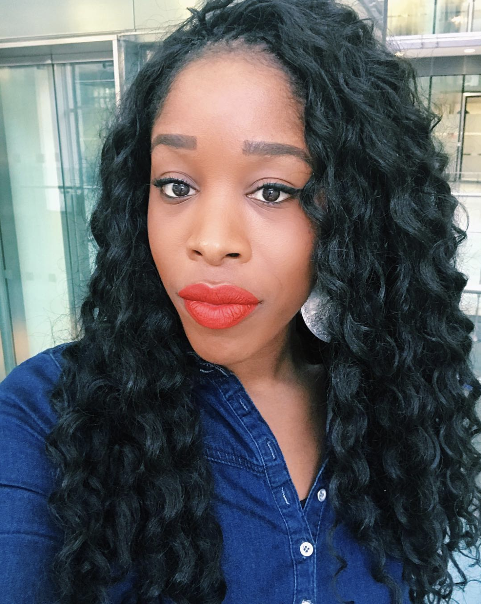 17 Stunning Pics That Prove Red Lipstick Was Made For Big Lips