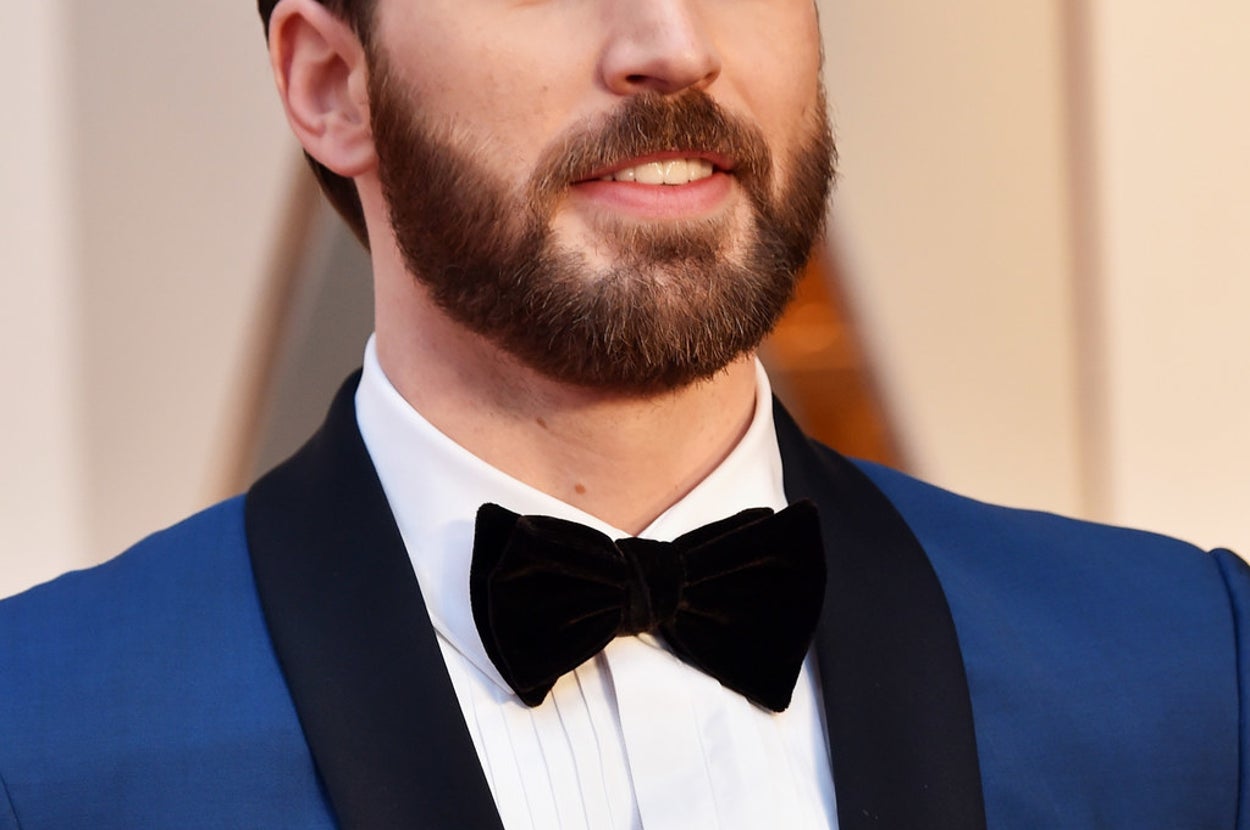 chris evans beard length