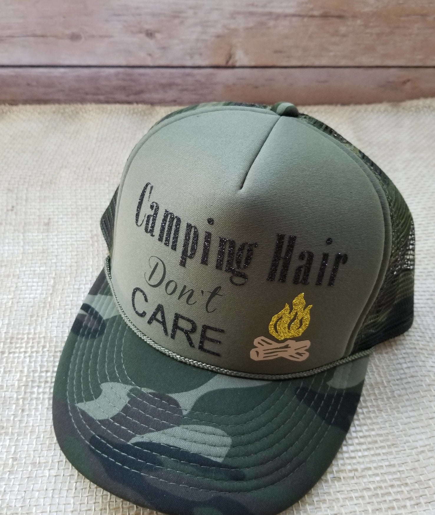 30 Things For Anyone Who Wants To Go Camping Right In Their Own Home