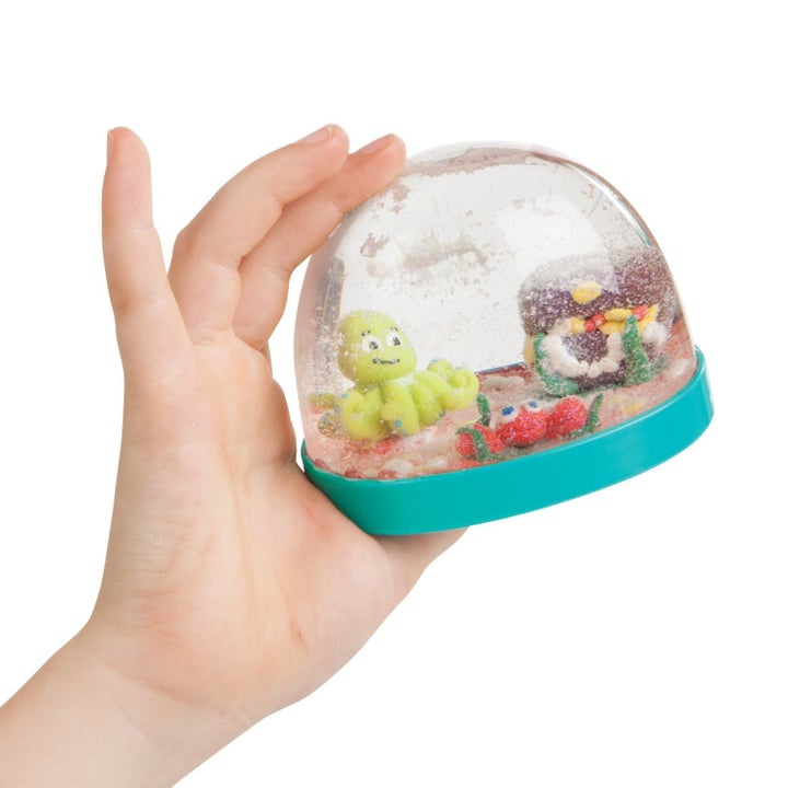 27 Things To Keep Your Kids Busy During A Snow Day