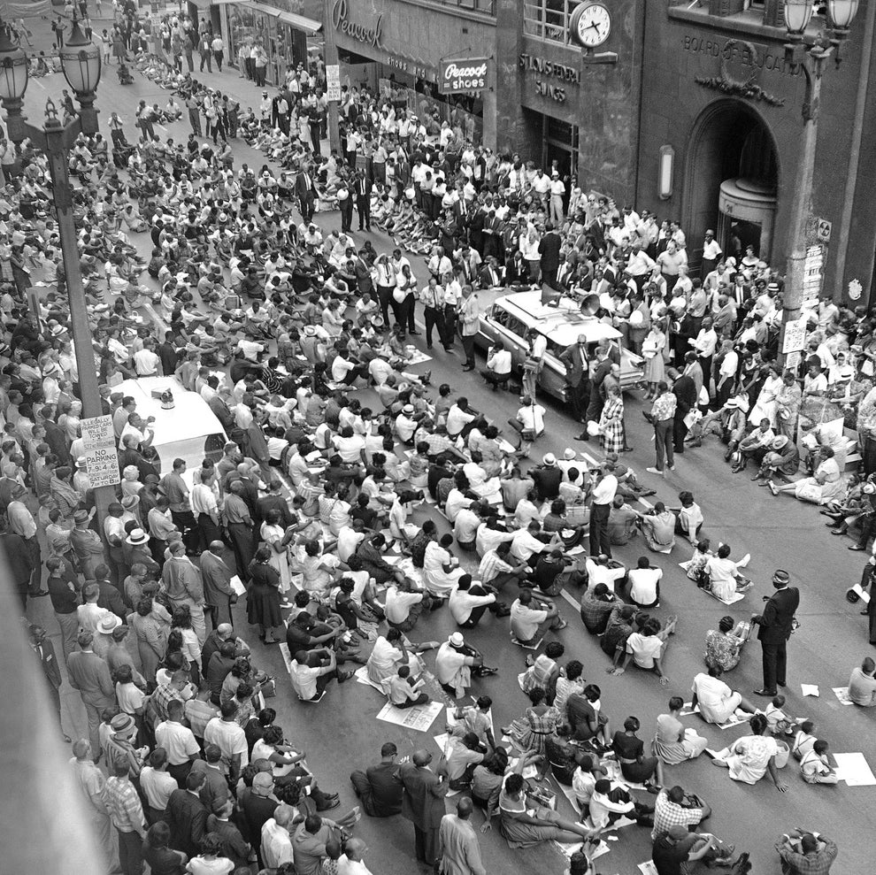 23 Inspiring Pictures From Sit-Ins During The 1960s