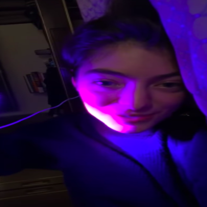 Lorde Totally Nailed Why Acne "Solutions" Are BS For Anyone With ...