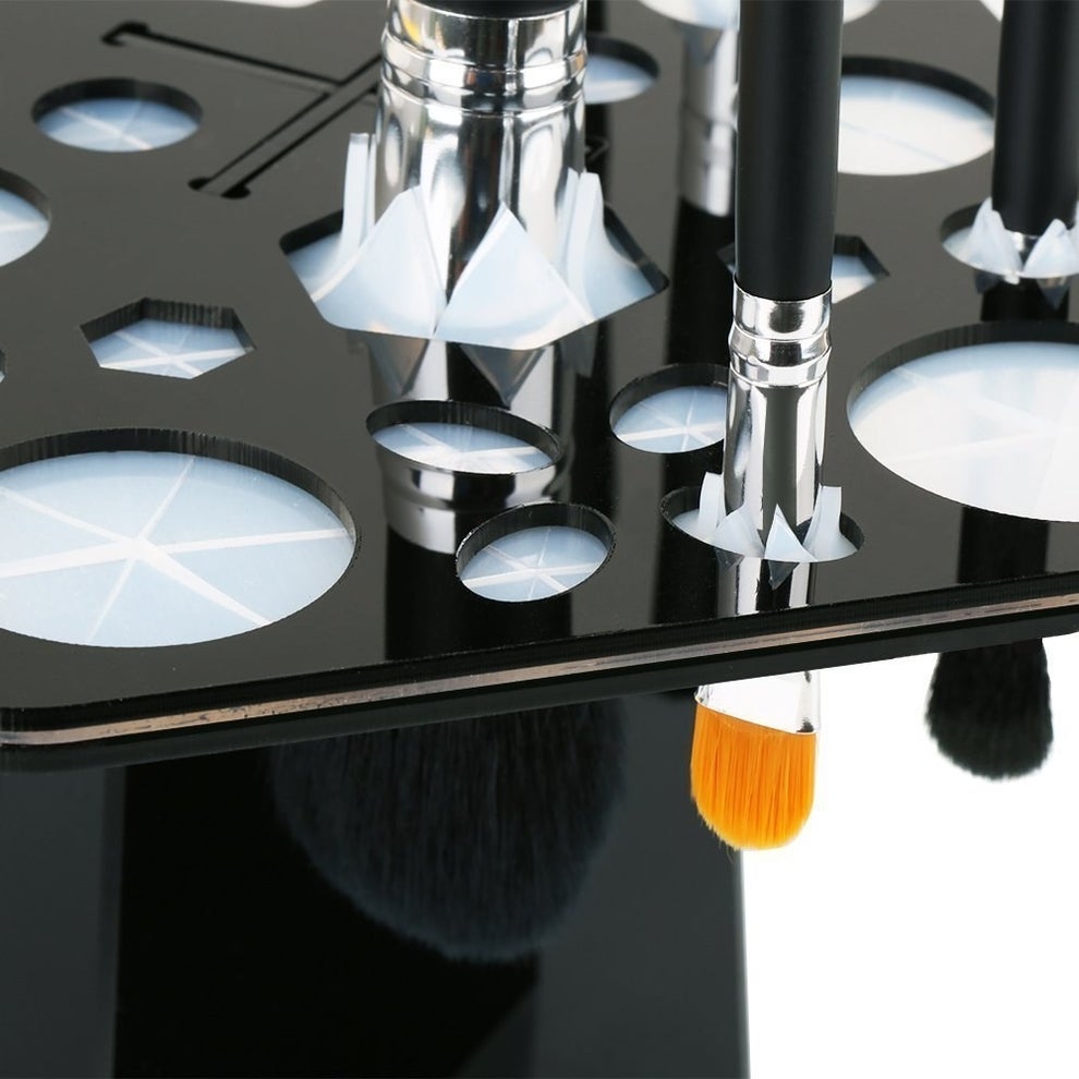 19 Makeup Gadgets That Will Actually Make Your Life Easier