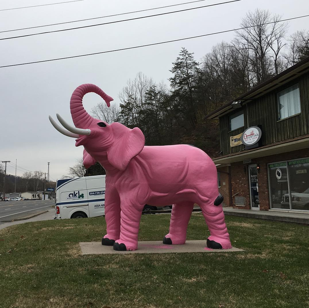 Here Are 50 Weird Landmarks From Each US State That'll Make You Chuckle