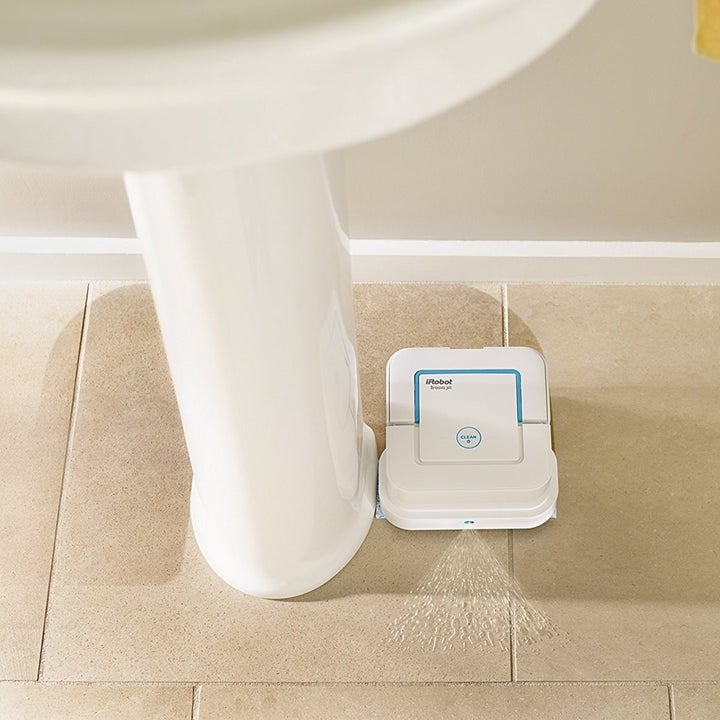 22 Useful Cleaning Gadgets That'll Basically Do The Work For You