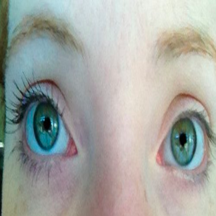 24 Mascaras That'll Give You Dramatic Before-And-After Photos