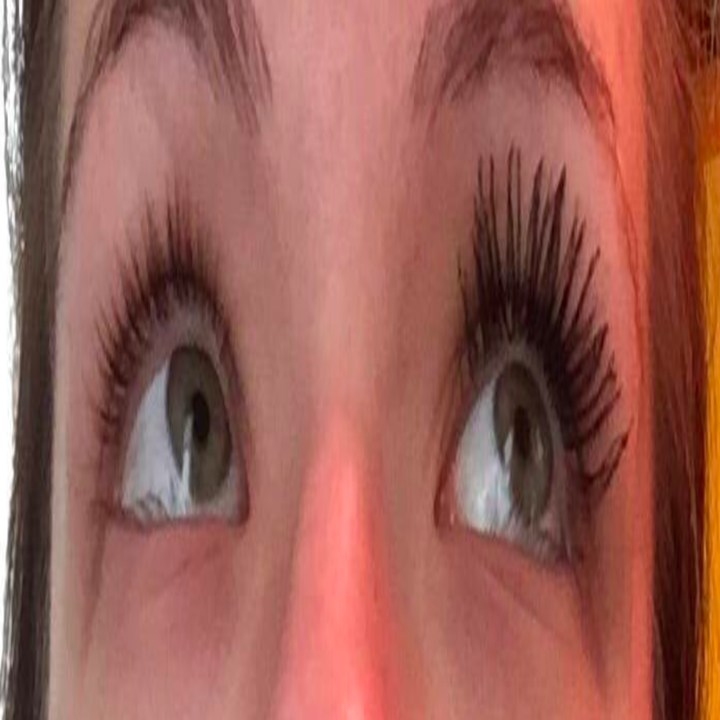 24 Mascaras That'll Give You Dramatic Before-And-After Photos