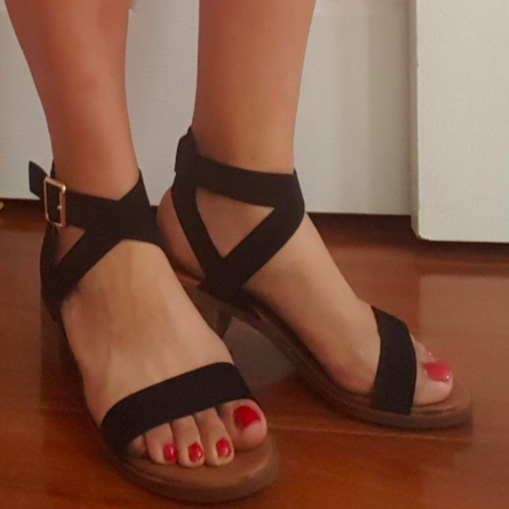 29 Pairs Of Shoes So Comfortable You'll Be Crying Tears Of Joy