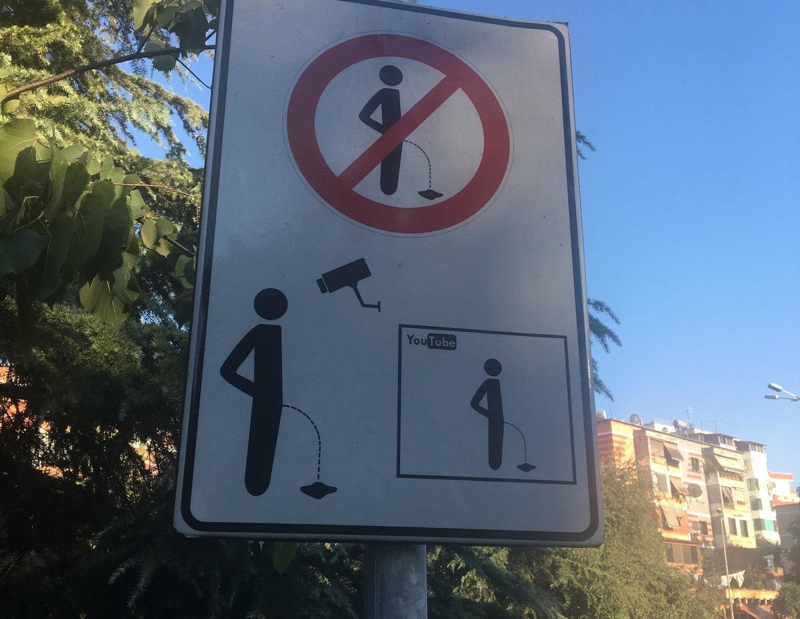 18 Really Clever Signs That Should Exist Everywhere