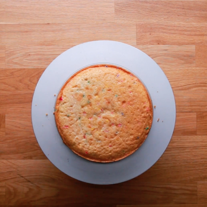 Just 13 Legitimately Useful Tips For Anyone Who Bakes Cakes