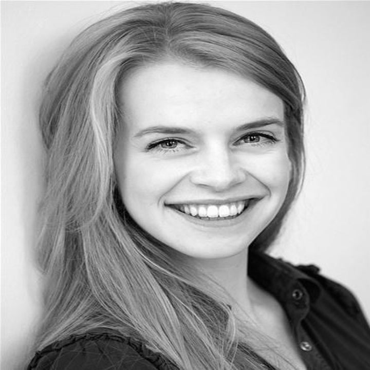 Here's What The Cast Of "Ella Enchanted" Looks Like 14 Years Later