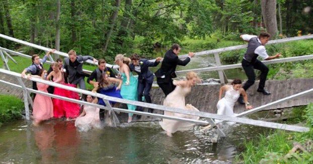 Show Us Your Worst Prom Fail