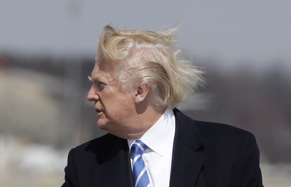 12 Photos Of Trump Boarding Air Force One On A Very Windy Day
