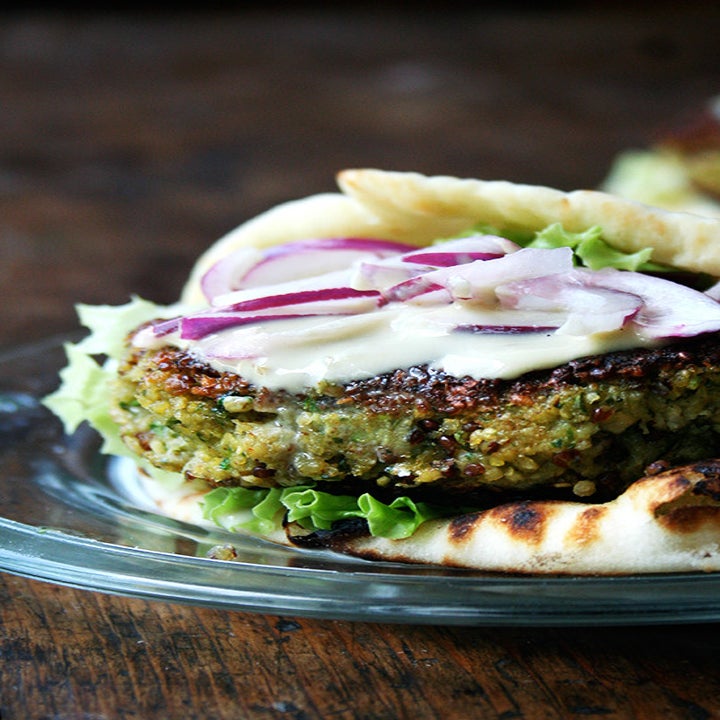 15 Meat-Free Burger Recipes That You're Going To Want To Try This Weekend