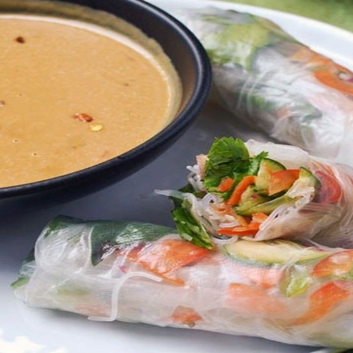 16 Cool And Easy Dinners You Can Make Without Turning Your Stove On