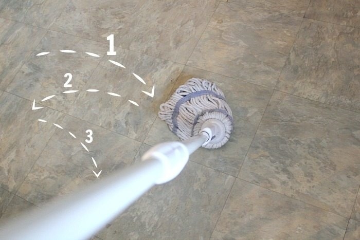 Here's How To (Correctly) Clean Your House From Top To Bottom For The ...