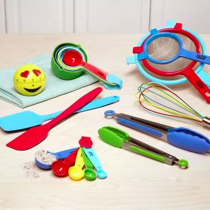 18 Kitchen Tools That'll Make Meal Prepping So Much Easier