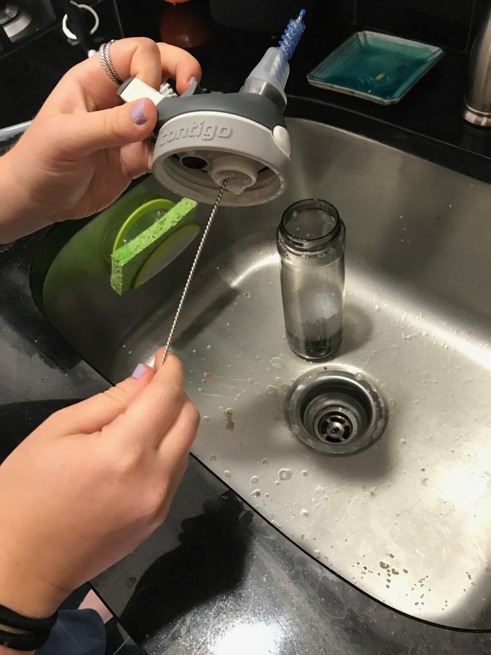 This $10 Brush Set Will Make Cleaning Your Water Bottle So Much Easier