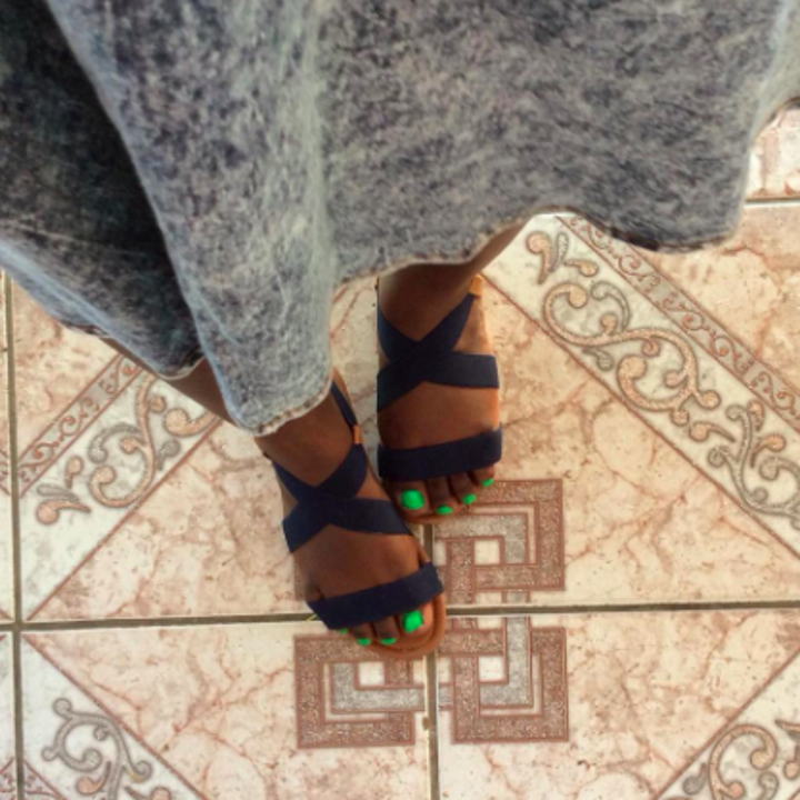 These $10 Sandals Have Already Made Thousands Of People Incredibly Happy