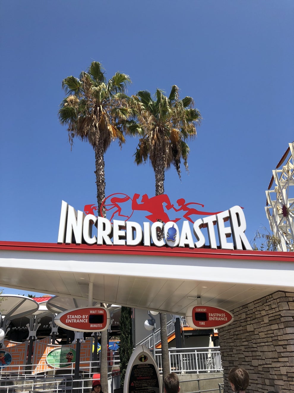 19 Magical Details You Need To See From Disneyland's New Land, Pixar Pier