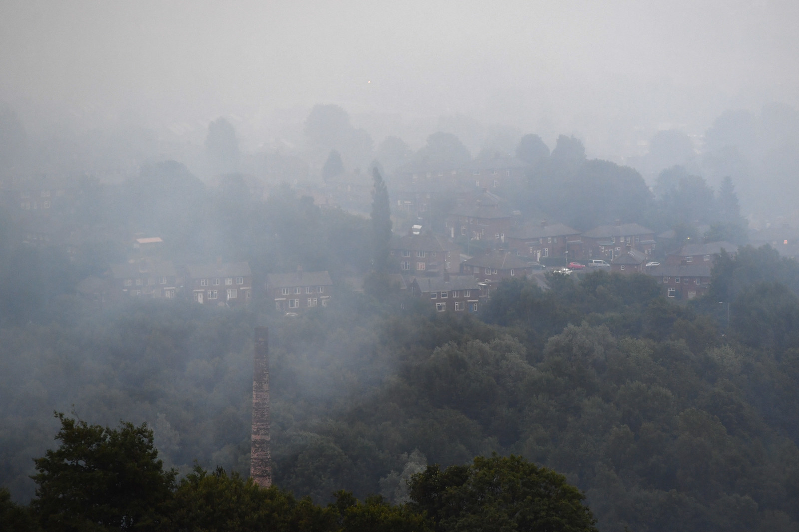 Dramatic Pictures Show Fire Spreading Across Moors In The North Of England