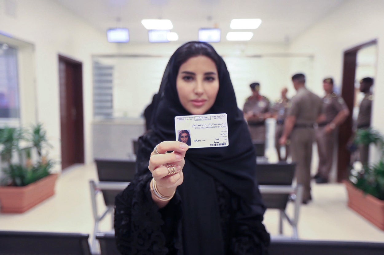 Saudi Arabia Gave 10 Women Their Driving Licenses