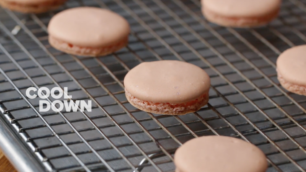 Here's How To Make The Best Macarons At Home