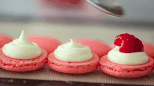 Here's How To Make The Best Macarons At Home