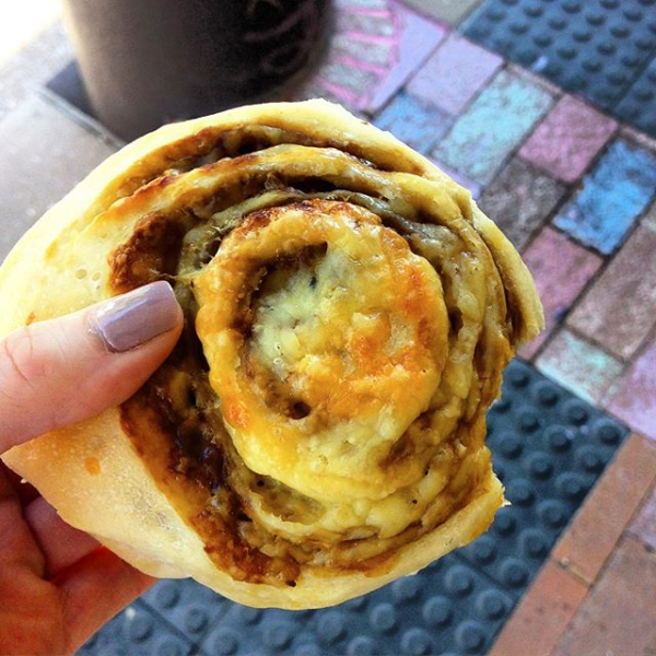 11 Australian Foods Everyone Needs To Try And 11 We Should Pretend Don ...