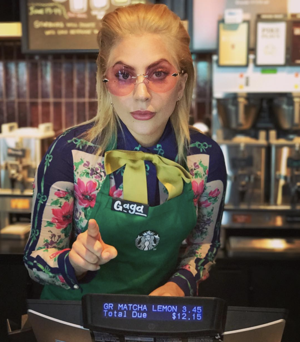 21 Pictures That Will Only Make Sense If You're Addicted To Iced Coffee